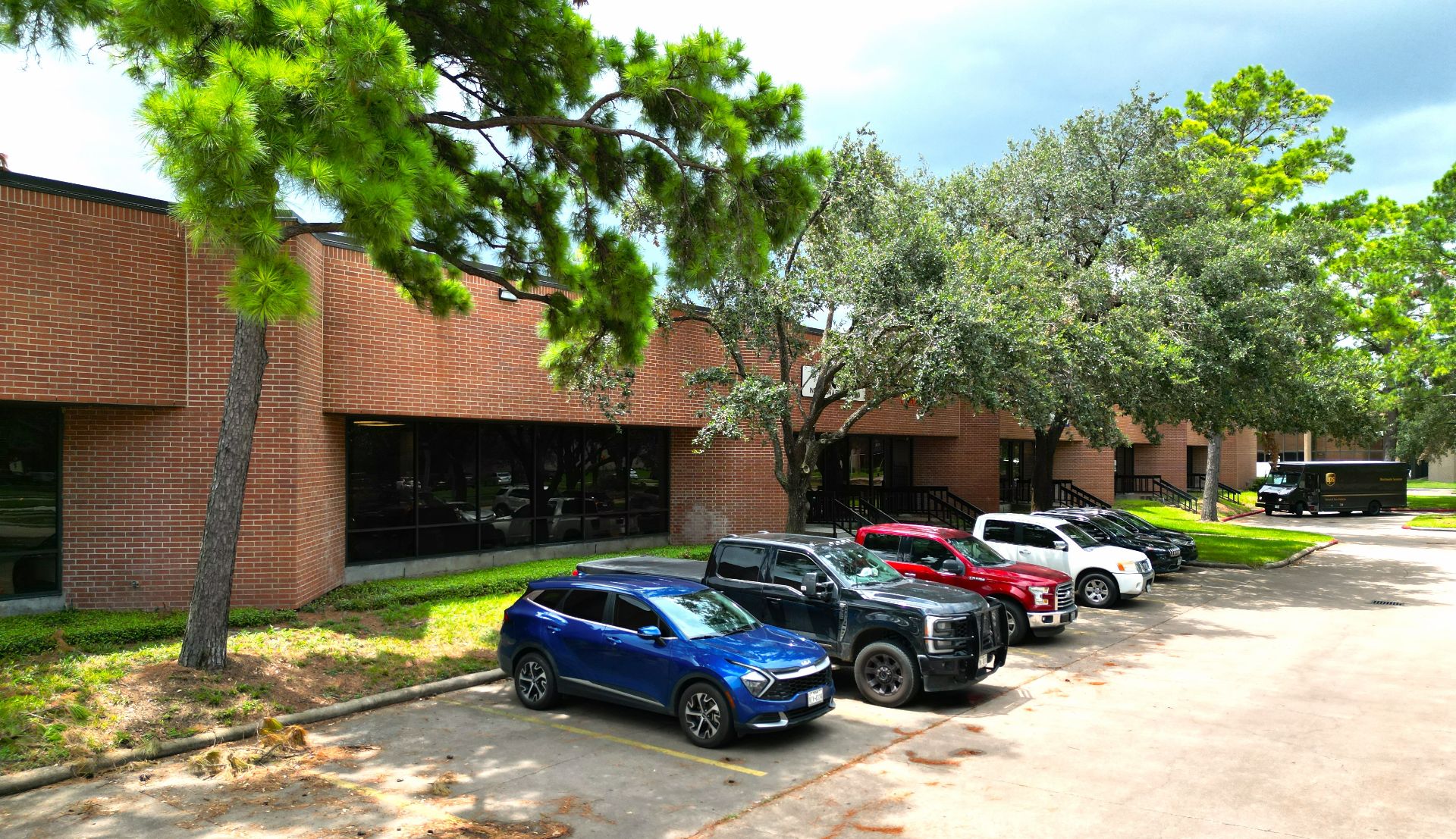 Meyer Carrington Warehouse Facilities | WareCRE